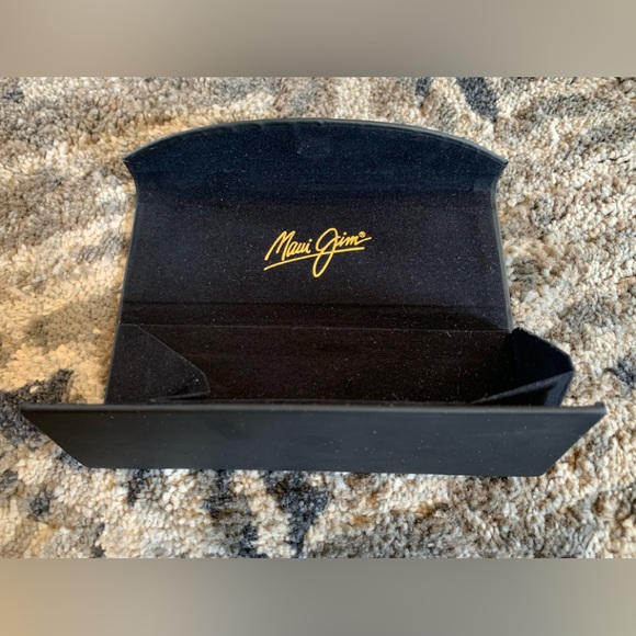 Maui Jim | Storage & Organization | Maui Jim Glasses Case | Poshmark